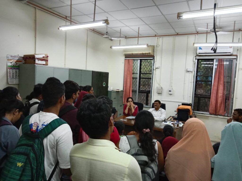 SGPC’s Guru Nanak Khalsa College, Mumbai visited ICAR-CIRCOT, Mumbai on ...